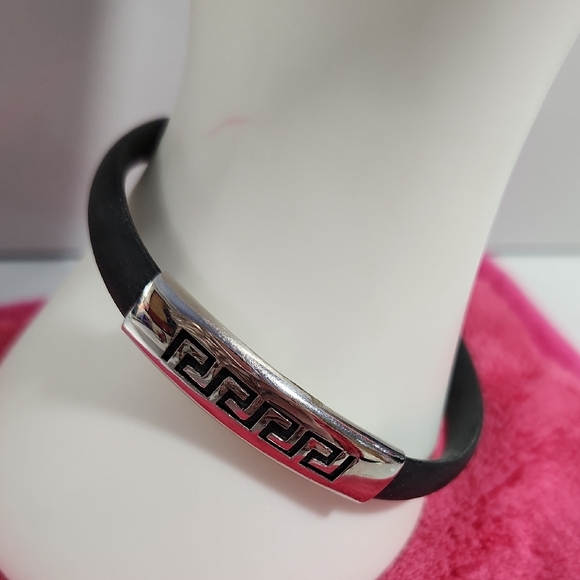 The Unbranded Brand | Accessories | Mens Black Rubber And Stainless ...